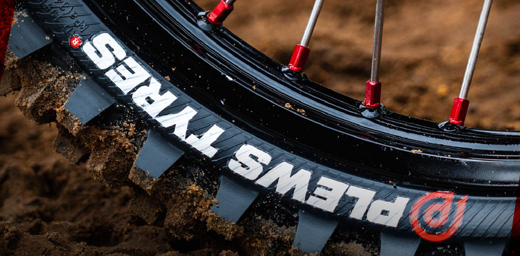 MOTOR ADDICTS – Motor Addicts